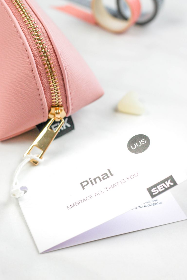 Pinal - Embrace all that is you (roosa) - SEIK