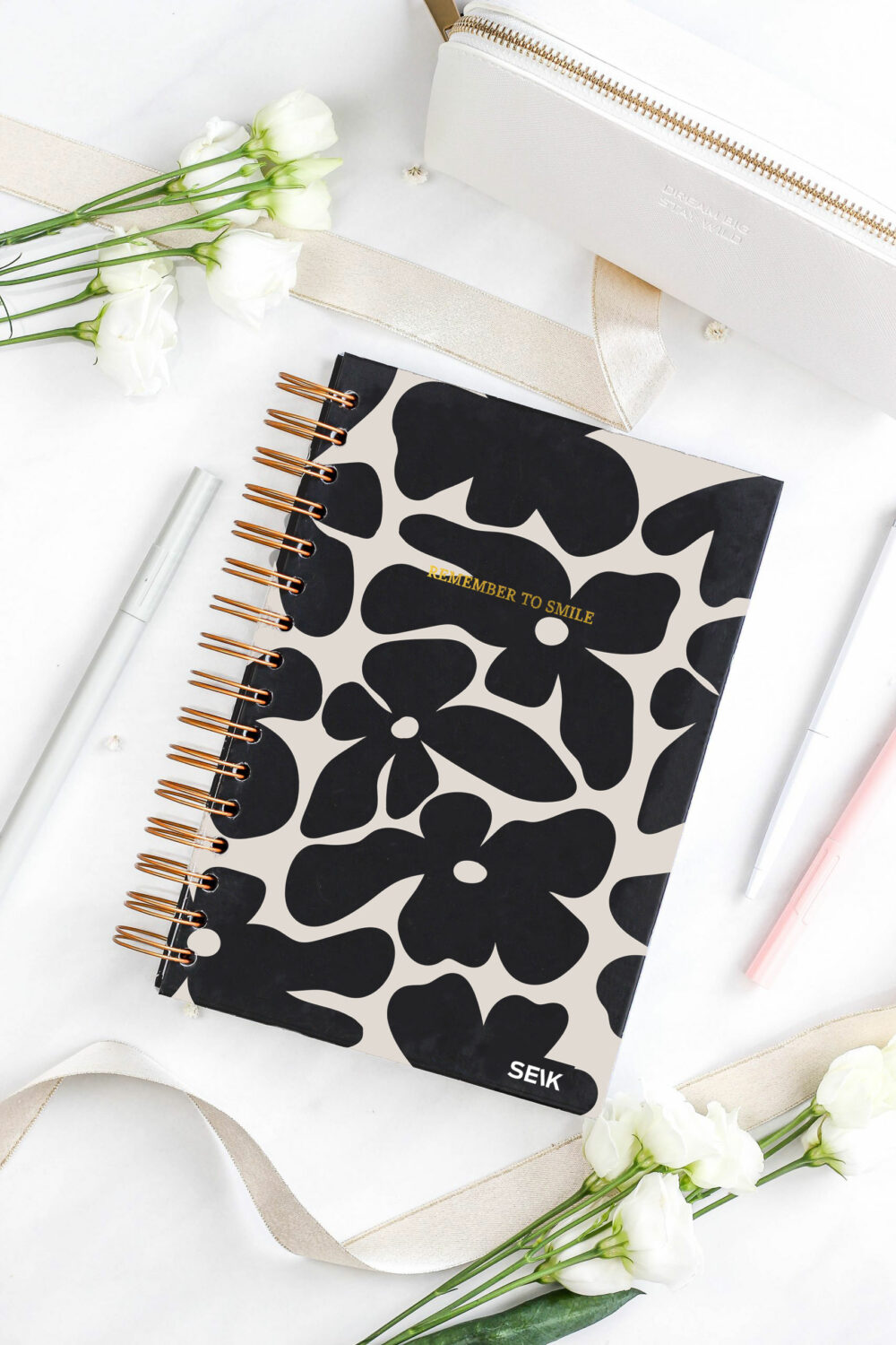 Happy Calendar planner spiral binding - Remember to smile 2025 - SEIK